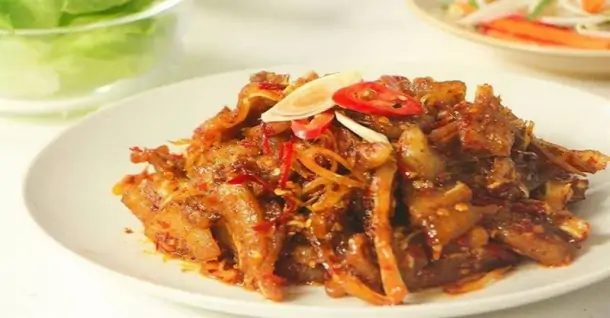 Cách làm gỏi đu đủ da heo giòn ngon, chua cay đậm đà